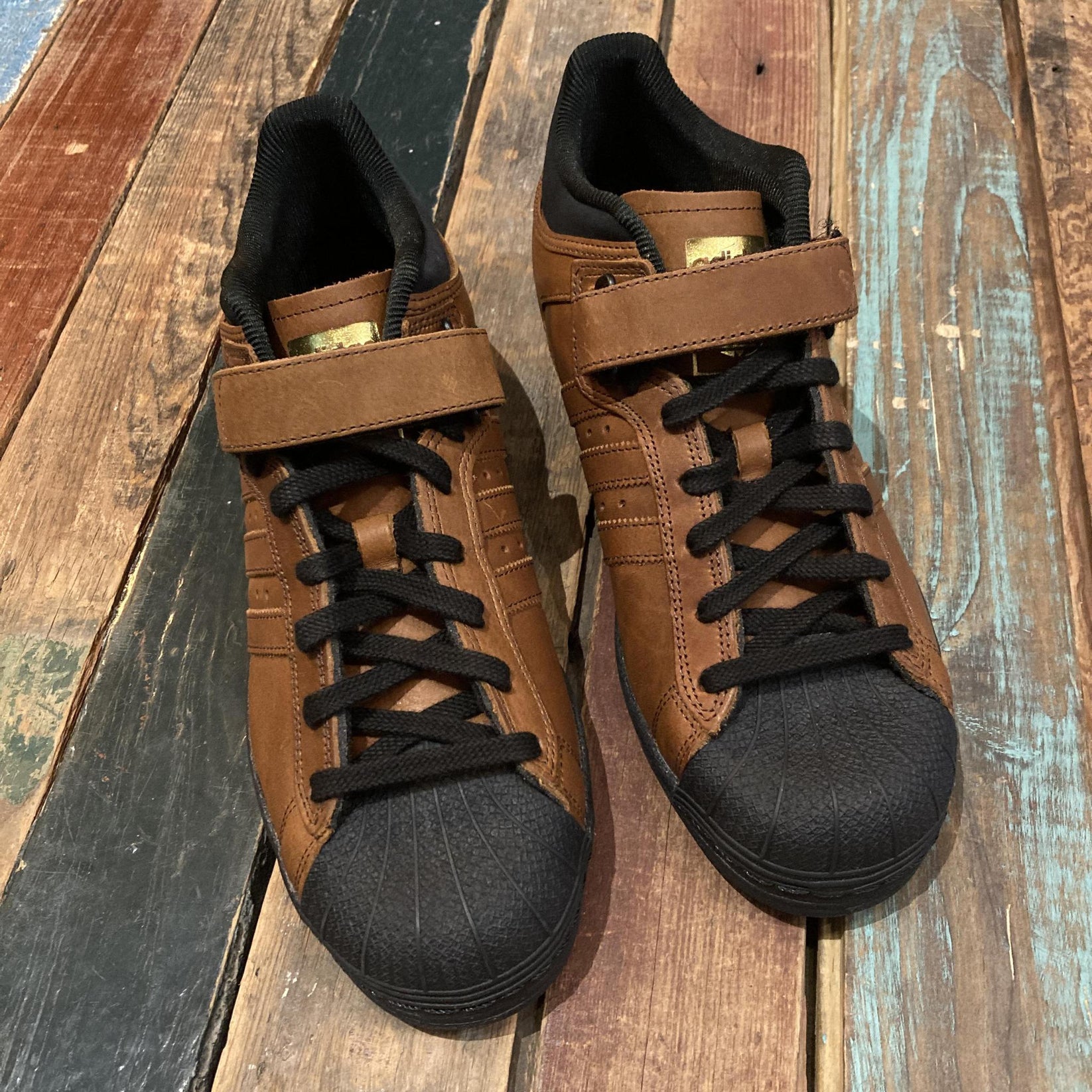 Adidas - PRO SHELL ADV X HEITOR Brown/Black – humidity